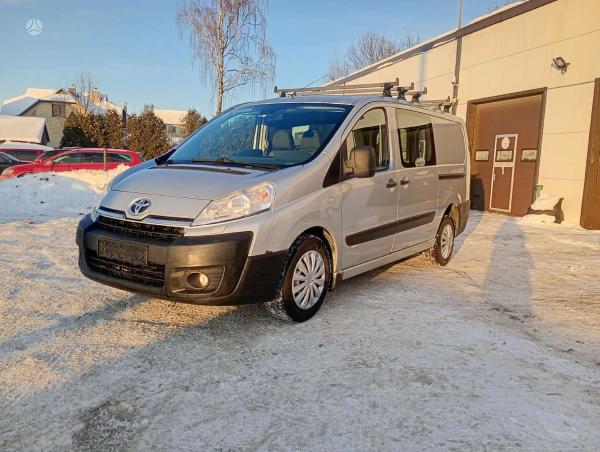 Grey Toyota Proace 2014 in Utena, with an engine capacity of 2.00 L and mileage of 206 thousand km for 4500 €, photo 1 on AUTOMOTO.COM.LV