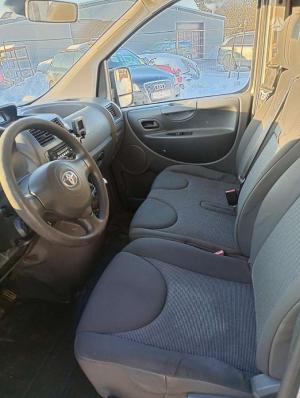 Grey Toyota Proace 2014 in Utena, with an engine capacity of 2.00 L and mileage of 206 thousand km for 4500 €, photo 10 on AUTOMOTO.COM.LV