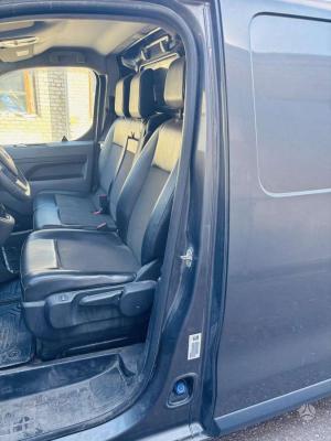 Grey Toyota Proace 2017 in Taurage, with an engine capacity of 1.99 L and mileage of 280 thousand km for 5300 €, photo 8 on AUTOMOTO.COM.LV