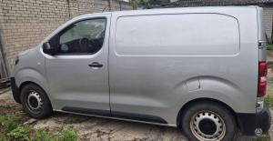 Pelēks Toyota Proace 2017 Kauņa, ar dzinēja tilpumu 1.56 L un nobraukumu 352 tūkst. km par 4000 €, foto 5 vietnē AUTOMOTO.COM.LV