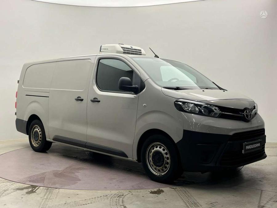 Pelēks Toyota Proace 2019 Panevēža, ar dzinēja tilpumu 2.00 L un nobraukumu 218 tūkst. km par 12990 €, foto 3 vietnē AUTOMOTO.COM.LV