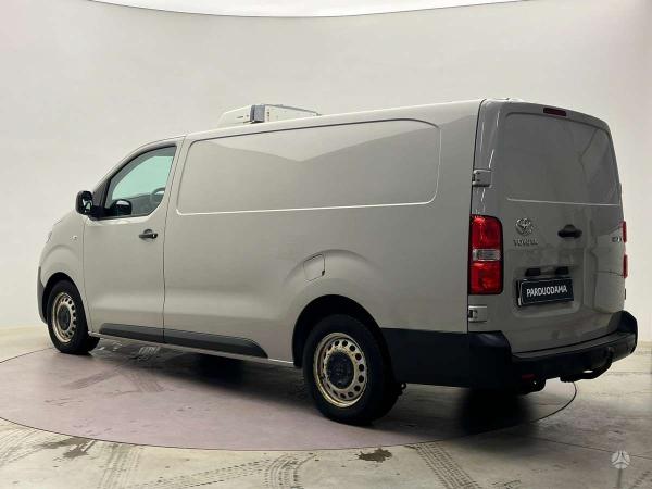 Grey Toyota Proace 2019 in Panevezys, with an engine capacity of 2.00 L and mileage of 218 thousand km for 12990 €, photo 6 on AUTOMOTO.COM.LV