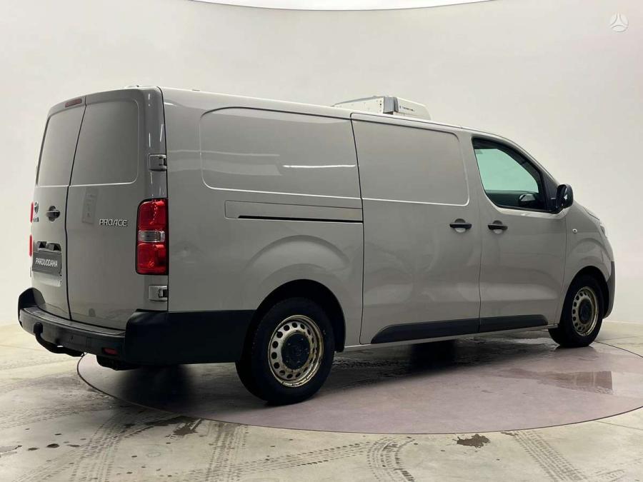 Pelēks Toyota Proace 2019 Panevēža, ar dzinēja tilpumu 2.00 L un nobraukumu 218 tūkst. km par 12990 €, foto 8 vietnē AUTOMOTO.COM.LV