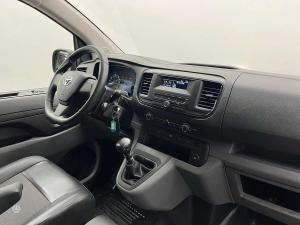 Pelēks Toyota Proace 2019 Panevēža, ar dzinēja tilpumu 2.00 L un nobraukumu 218 tūkst. km par 12990 €, foto 23 vietnē AUTOMOTO.COM.LV