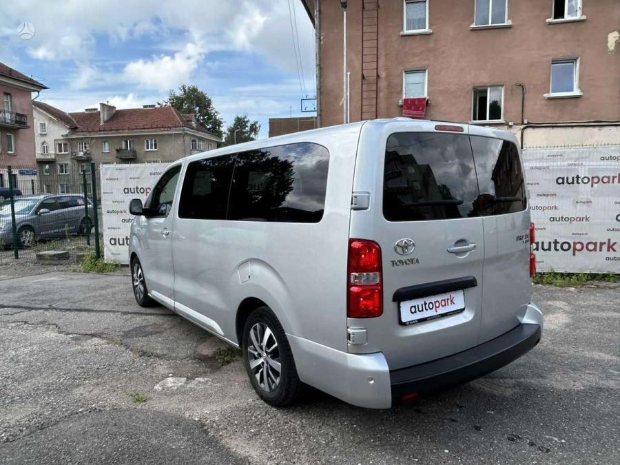 Pelēks Toyota Proace 2019 Klaipėda, ar dzinēja tilpumu 2.00 L un nobraukumu 226 tūkst. km par 17500 €, foto 4 vietnē AUTOMOTO.COM.LV