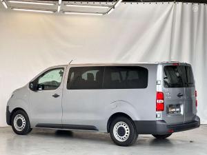 Pelēks Toyota Proace 2022 Viļņa, ar dzinēja tilpumu 1.50 L un nobraukumu 111 tūkst. km par 23474 €, foto 6 vietnē AUTOMOTO.COM.LV