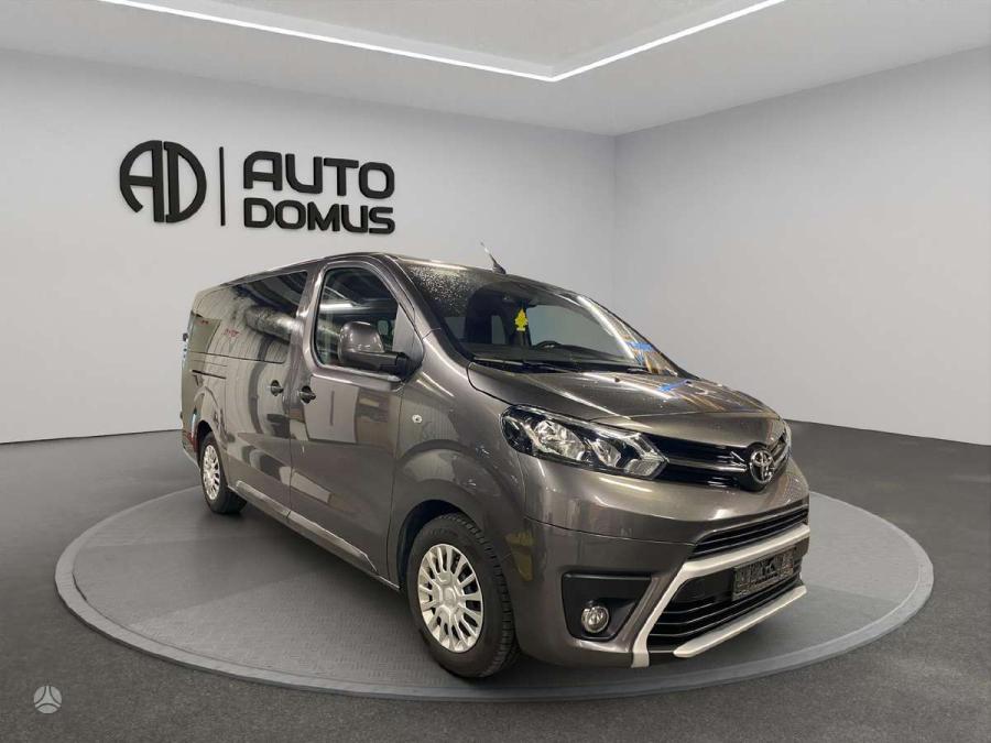 Grey Toyota Proace 2024 in Klaipeda, with an engine capacity of 2.00 L and mileage of 67 thousand km for 29999 €, photo 1 on AUTOMOTO.COM.LV