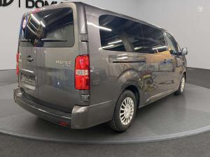 Grey Toyota Proace 2024 in Klaipeda, with an engine capacity of 2.00 L and mileage of 67 thousand km for 29999 €, photo 6 on AUTOMOTO.COM.LV