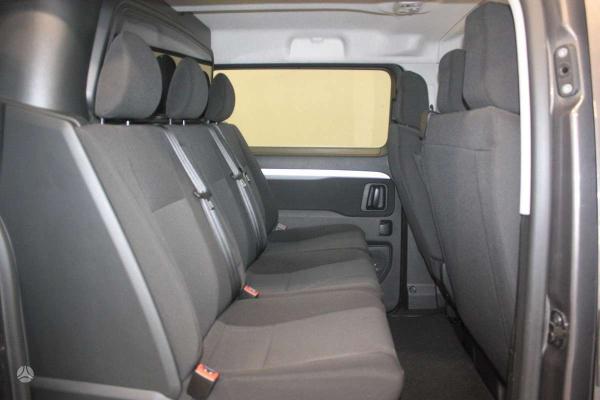 Pelēks Toyota Proace 2024 Kauņa, ar dzinēja tilpumu 2.00 L un nobraukumu 72 tūkst. km par 28500 €, foto 7 vietnē AUTOMOTO.COM.LV
