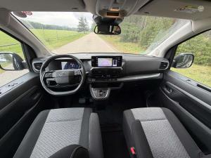 Grey Toyota Proace 2025 in Druskininkai, with an engine capacity of 2.00 L and mileage of 49 thousand km for 38500 €, photo 5 on AUTOMOTO.COM.LV