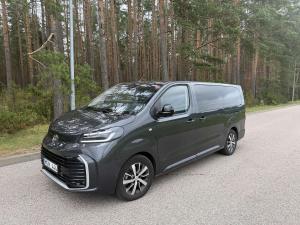 Grey Toyota Proace 2025 in Druskininkai, with an engine capacity of 2.00 L and mileage of 49 thousand km for 38500 €, photo 15 on AUTOMOTO.COM.LV
