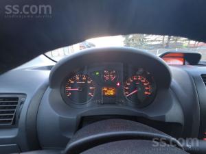 Grey Toyota Proace 2014 in Cesis, with an engine capacity of 2.00 L and mileage of 220 thousand km for 7150 €, photo 8 on AUTOMOTO.COM.LV