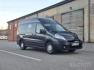 Pelēks Toyota Proace 2014 Cēsis, ar dzinēja tilpumu 2.00 L un nobraukumu 220 tūkst. km par 7150 €, foto 4 vietnē AUTOMOTO.COM.LV