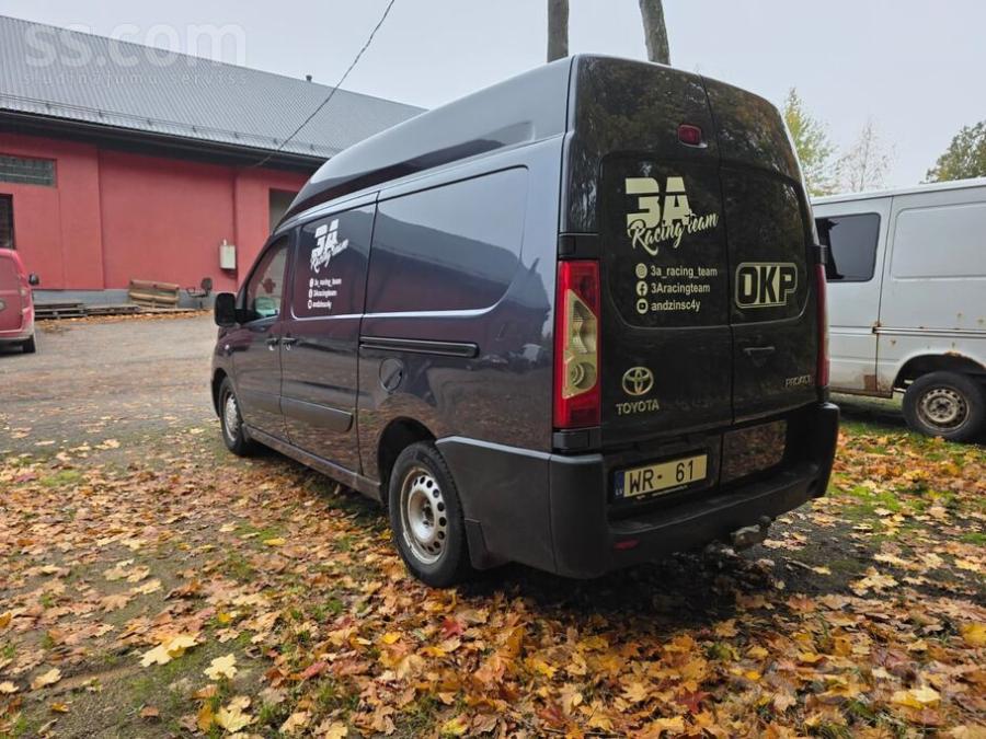 Pelēks Toyota Proace 2014 Cēsis, ar dzinēja tilpumu 2.00 L un nobraukumu 237 tūkst. km par 5500 €, foto 4 vietnē AUTOMOTO.COM.LV