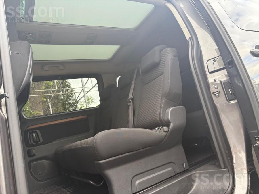 Pelēks Toyota Proace 2018 Rīga, ar dzinēja tilpumu 2.00 L un nobraukumu 0 tūkst. km par 17900 €, foto 13 vietnē AUTOMOTO.COM.LV