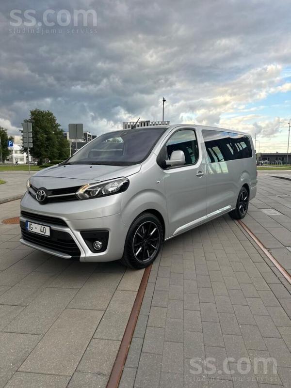 Pelēks Toyota Proace 2018 Rīga, ar dzinēja tilpumu 1.60 L un nobraukumu 179 tūkst. km par 15500 €, foto 1 vietnē AUTOMOTO.COM.LV