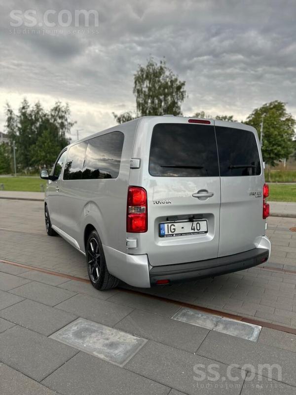 Pelēks Toyota Proace 2018 Rīga, ar dzinēja tilpumu 1.60 L un nobraukumu 179 tūkst. km par 15500 €, foto 6 vietnē AUTOMOTO.COM.LV