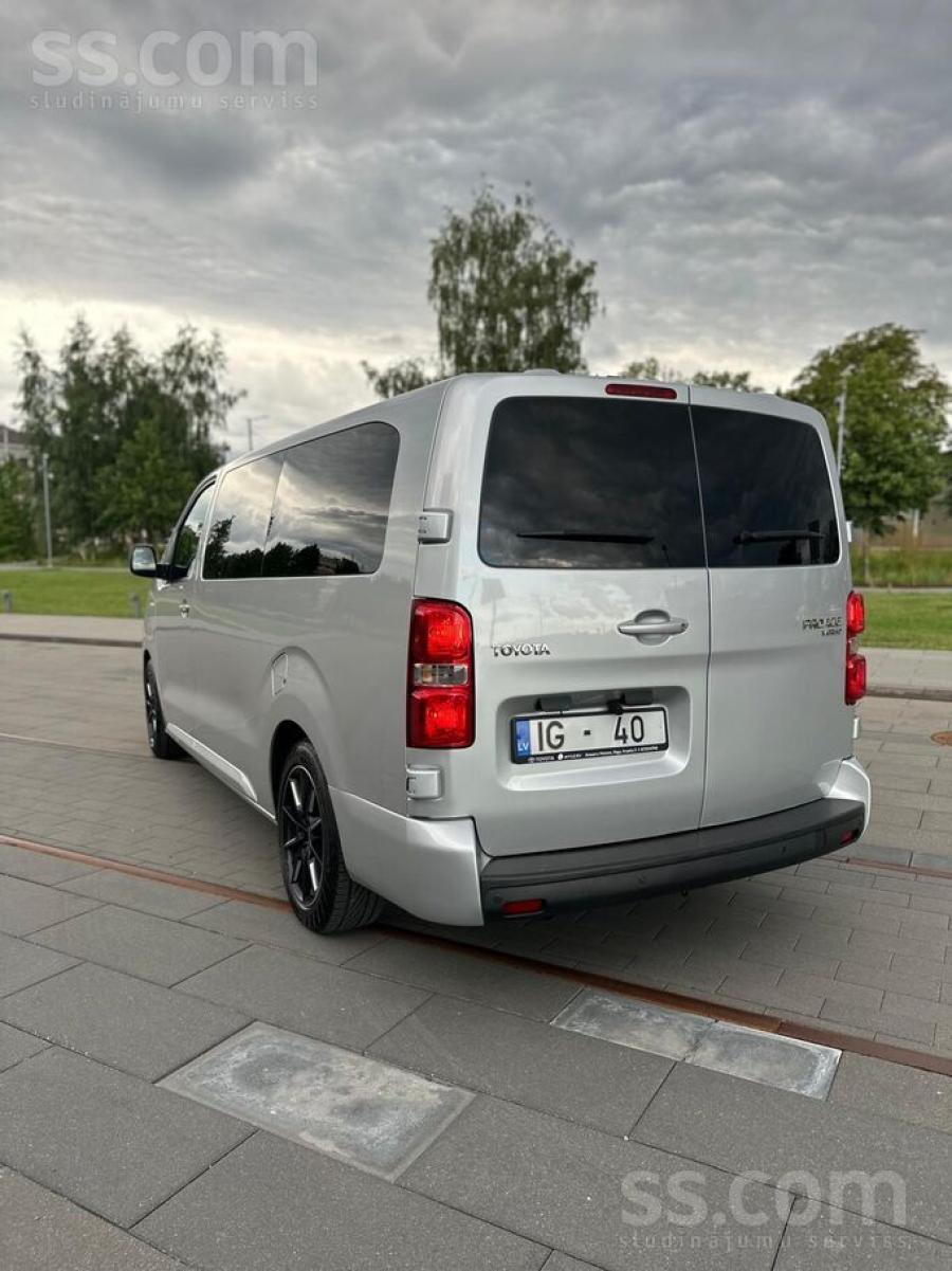 Grey Toyota Proace 2018 in Riga, with an engine capacity of 1.60 L and mileage of 179 thousand km for 15500 €, photo 7 on AUTOMOTO.COM.LV