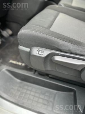 Grey Toyota Proace 2018 in Riga, with an engine capacity of 1.60 L and mileage of 179 thousand km for 15500 €, photo 11 on AUTOMOTO.COM.LV