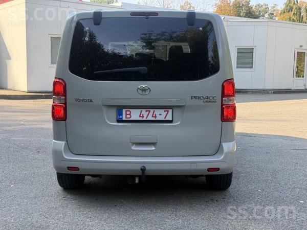 Grey Toyota Proace 2018 in Riga, with an engine capacity of 1.50 L and mileage of 190 thousand km for 13970 €, photo 7 on AUTOMOTO.COM.LV