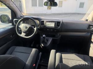 Grey Toyota Proace 2018 in Riga, with an engine capacity of 1.50 L and mileage of 190 thousand km for 13970 €, photo 20 on AUTOMOTO.COM.LV