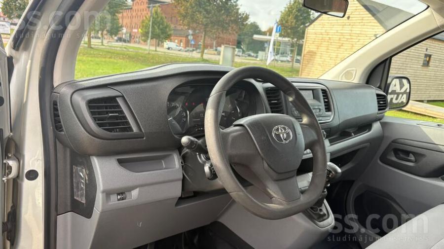 Pelēks Toyota Proace 2018 Liepāja, ar dzinēja tilpumu 1.60 L un nobraukumu 353 tūkst. km par 10350 €, foto 12 vietnē AUTOMOTO.COM.LV