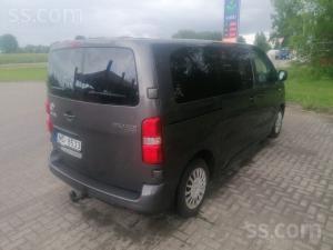 Grey Toyota Proace 2019 in Aizkraukle, with an engine capacity of 1.50 L and mileage of 117 thousand km for 17500 €, photo 5 on AUTOMOTO.COM.LV