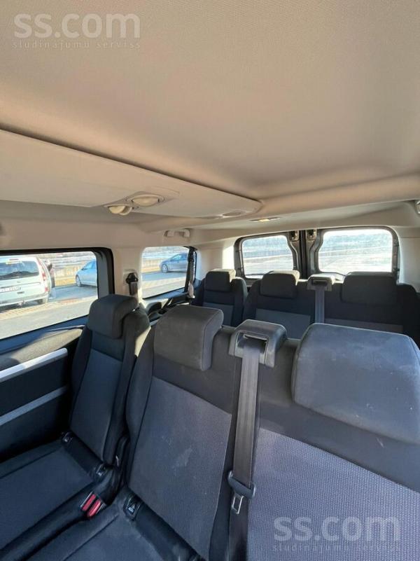 Grey Toyota Proace 2019 in Aizkraukle, with an engine capacity of 1.50 L and mileage of 117 thousand km for 17500 €, photo 7 on AUTOMOTO.COM.LV