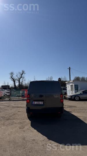 Pelēks Toyota Proace 2020 Daugavpils, ar dzinēja tilpumu 2.00 L un nobraukumu 205 tūkst. km par 10350 €, foto 6 vietnē AUTOMOTO.COM.LV