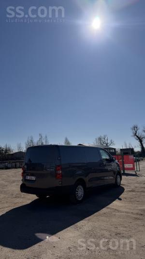 Pelēks Toyota Proace 2020 Daugavpils, ar dzinēja tilpumu 2.00 L un nobraukumu 205 tūkst. km par 10350 €, foto 7 vietnē AUTOMOTO.COM.LV