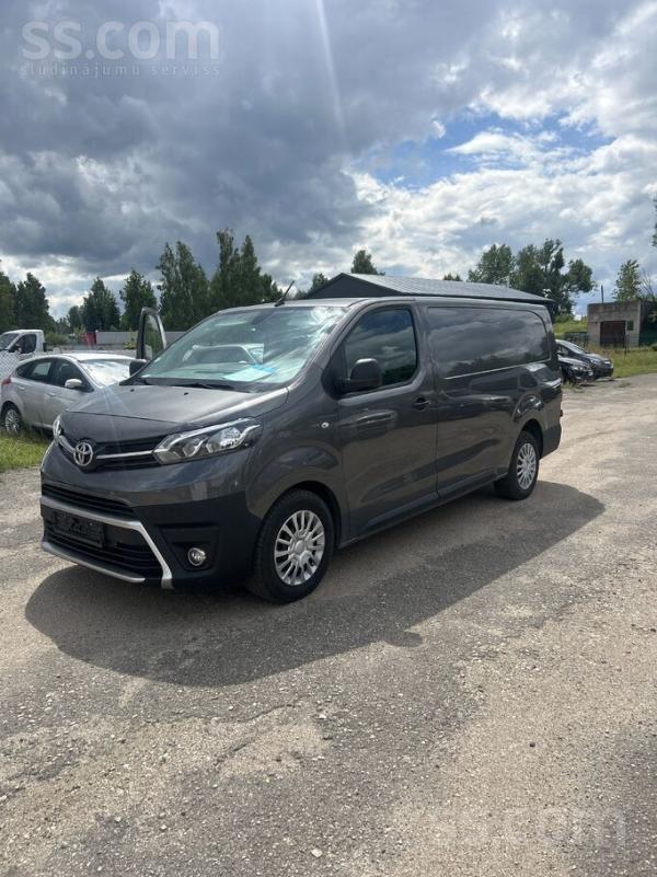 Pelēks Toyota Proace 2020 Daugavpils, ar dzinēja tilpumu 2.00 L un nobraukumu 205 tūkst. km par 10350 €, foto 2 vietnē AUTOMOTO.COM.LV