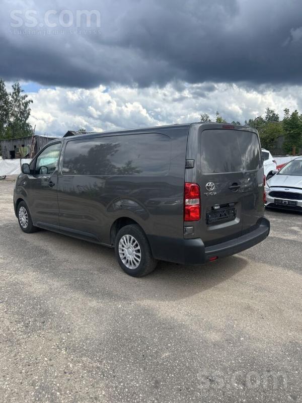 Pelēks Toyota Proace 2020 Daugavpils, ar dzinēja tilpumu 2.00 L un nobraukumu 205 tūkst. km par 10350 €, foto 4 vietnē AUTOMOTO.COM.LV