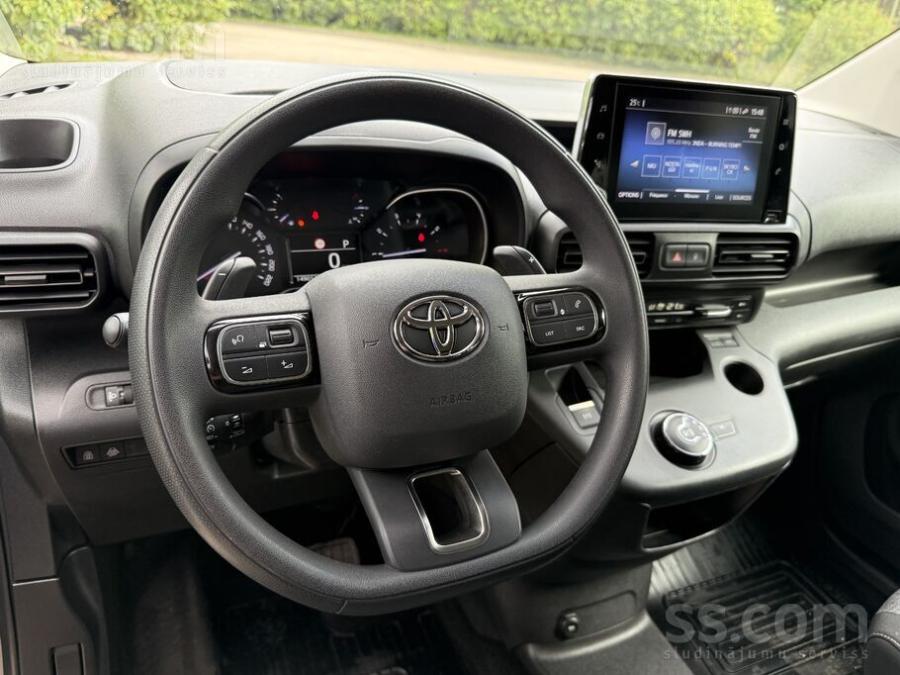 Grey Toyota Proace 2020 in Riga, with an engine capacity of 1.50 L and mileage of 149 thousand km for 14570 €, photo 15 on AUTOMOTO.COM.LV