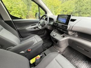 Grey Toyota Proace 2020 in Riga, with an engine capacity of 1.50 L and mileage of 149 thousand km for 14570 €, photo 22 on AUTOMOTO.COM.LV