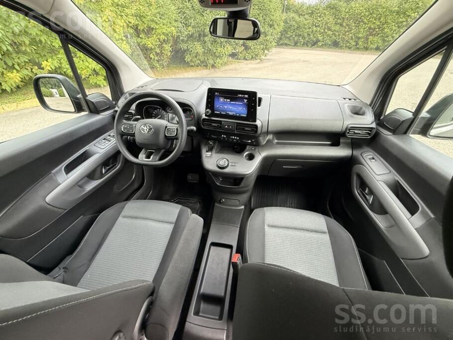 Grey Toyota Proace 2020 in Riga, with an engine capacity of 1.50 L and mileage of 149 thousand km for 14570 €, photo 23 on AUTOMOTO.COM.LV