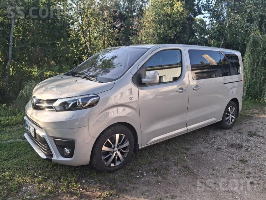 Grey Toyota Proace 2020 in Tukums, with an engine capacity of 2.00 L and mileage of 161 thousand km for 17900 €, photo 5 on AUTOMOTO.COM.LV