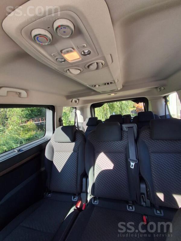 Toyota Proace 2020 in Tukums on AUTOMOTO.COM.LV Grey Toyota Proace 2020 in Tukums, with an engine capacity of 2.00 L and mileage of 161 thousand km for 17900 €, photo 6 on AUTOMOTO.COM.LV