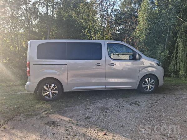Toyota Proace 2020 in Tukums on AUTOMOTO.COM.LV Grey Toyota Proace 2020 in Tukums, with an engine capacity of 2.00 L and mileage of 161 thousand km for 17900 €, photo 7 on AUTOMOTO.COM.LV