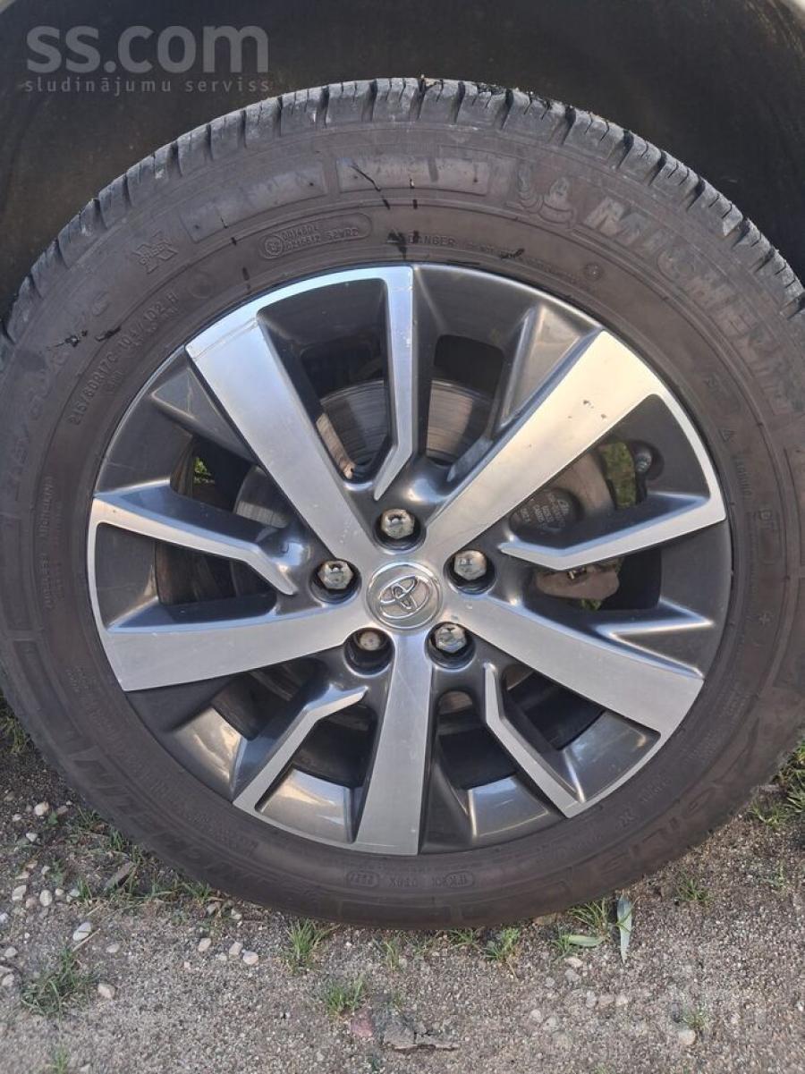 Grey Toyota Proace 2020 in Tukums, with an engine capacity of 2.00 L and mileage of 161 thousand km for 17900 €, photo 11 on AUTOMOTO.COM.LV