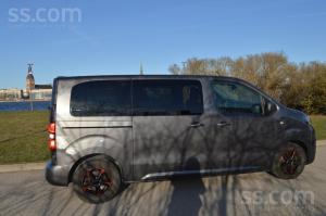 Pelēks Toyota Proace 2022 Rīga, ar dzinēja tilpumu 2.00 L un nobraukumu 170 tūkst. km par 17500 €, foto 3 vietnē AUTOMOTO.COM.LV