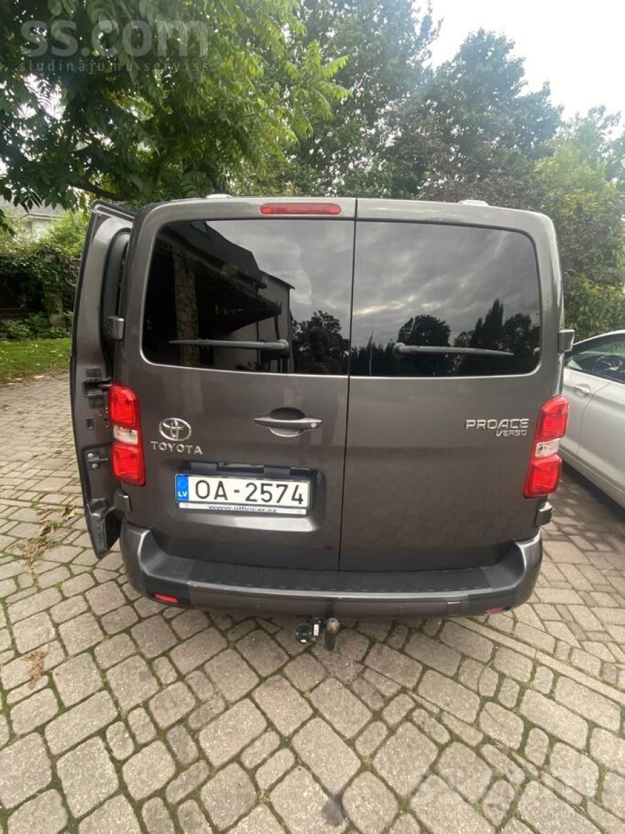 Pelēks Toyota Proace 2022 Rīga, ar dzinēja tilpumu 2.00 L un nobraukumu 170 tūkst. km par 17500 €, foto 12 vietnē AUTOMOTO.COM.LV