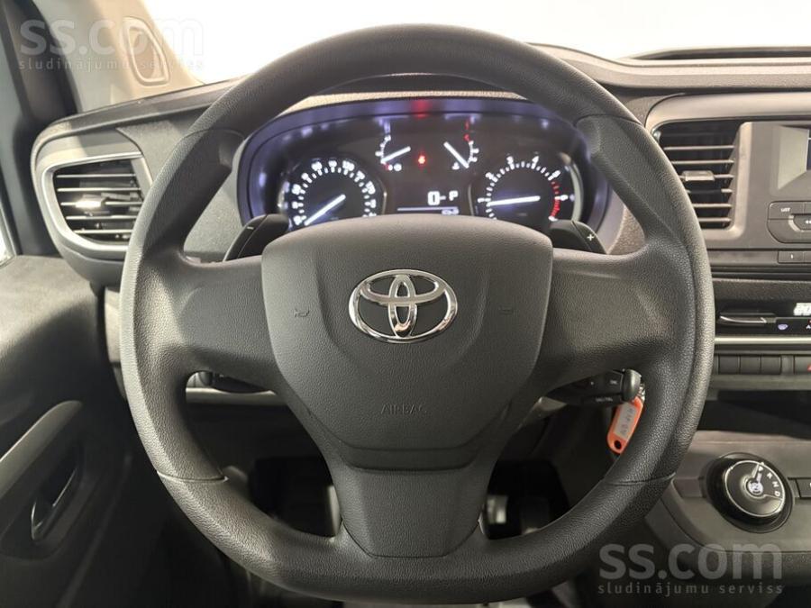 Pelēks Toyota Proace 2022 Ventspils, ar dzinēja tilpumu 2.00 L un nobraukumu 96 tūkst. km par 26250 €, foto 12 vietnē AUTOMOTO.COM.LV