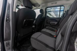 Grey Toyota Proace 2022 in Tallinn, with an engine capacity of 1.20 L and mileage of 51 thousand km for 17900 €, photo 16 on AUTOMOTO.COM.LV