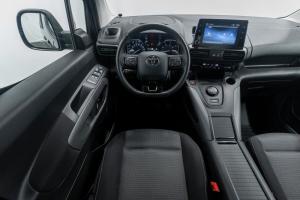 Grey Toyota Proace 2022 in Tallinn, with an engine capacity of 1.20 L and mileage of 51 thousand km for 17900 €, photo 18 on AUTOMOTO.COM.LV
