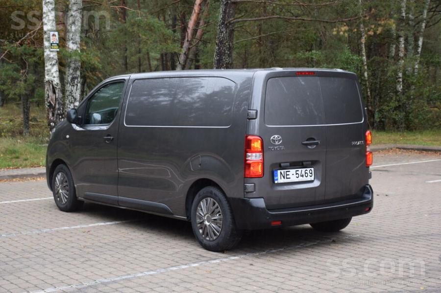 Pelēks Toyota Proace 2022 Rīga, ar dzinēja tilpumu 1.50 L un nobraukumu 148 tūkst. km par 10990 €, foto 8 vietnē AUTOMOTO.COM.LV