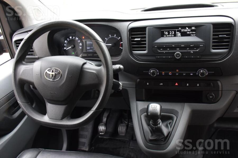 Pelēks Toyota Proace 2022 Rīga, ar dzinēja tilpumu 1.50 L un nobraukumu 148 tūkst. km par 10990 €, foto 13 vietnē AUTOMOTO.COM.LV