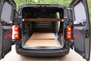 Pelēks Toyota Proace 2022 Rīga, ar dzinēja tilpumu 1.50 L un nobraukumu 148 tūkst. km par 10990 €, foto 16 vietnē AUTOMOTO.COM.LV