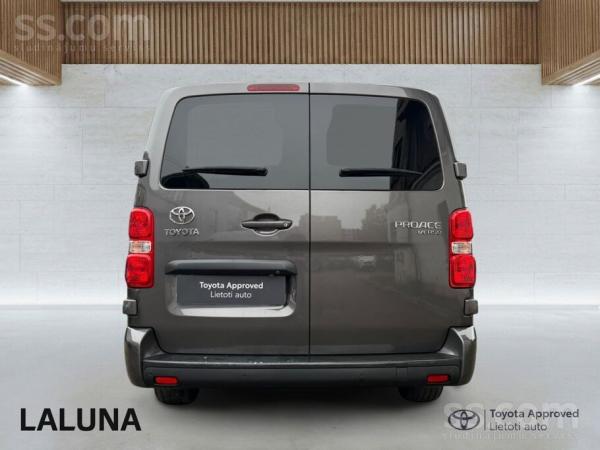 Grey Toyota Proace 2023 in Jekabpils, with an engine capacity of 2.00 L and mileage of 120 thousand km for 23900 €, photo 5 on AUTOMOTO.COM.LV
