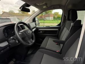 Grey Toyota Proace 2023 in Jekabpils, with an engine capacity of 2.00 L and mileage of 120 thousand km for 23900 €, photo 9 on AUTOMOTO.COM.LV