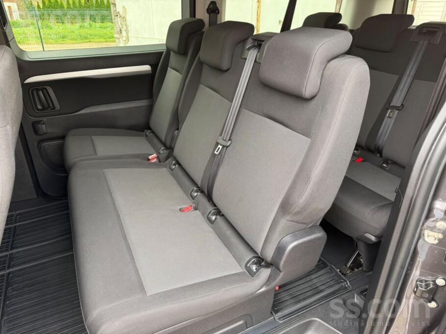 Grey Toyota Proace 2023 in Jekabpils, with an engine capacity of 2.00 L and mileage of 120 thousand km for 23900 €, photo 12 on AUTOMOTO.COM.LV